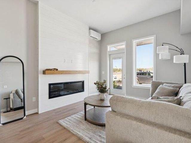 condo with 2 bedroom, Scarborough ME ES104570736
