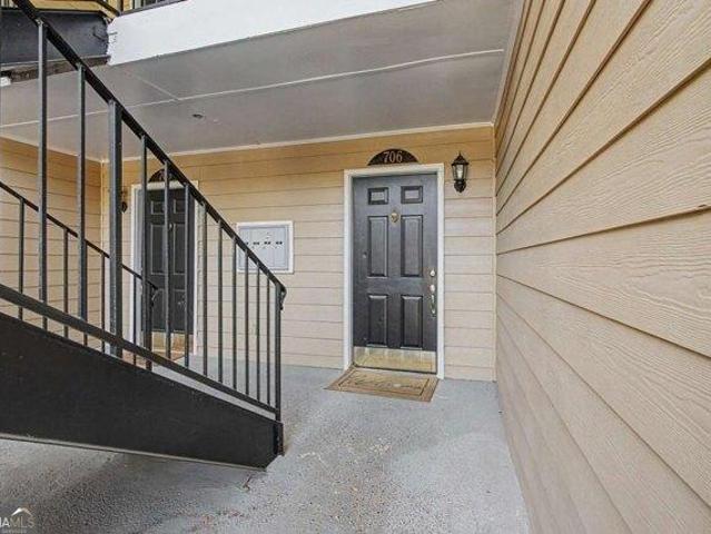 condo with 2 bedroom, Sandy Springs GA ES104899650