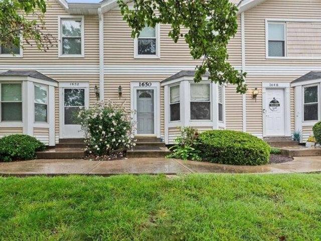 condo with 2 bedroom, Saint Charles MO DS88452094