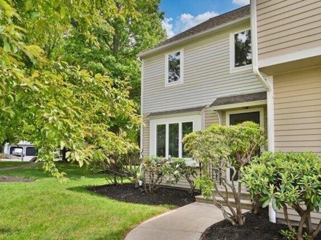 condo with 2 bedroom, Saugus MA DLS103124755