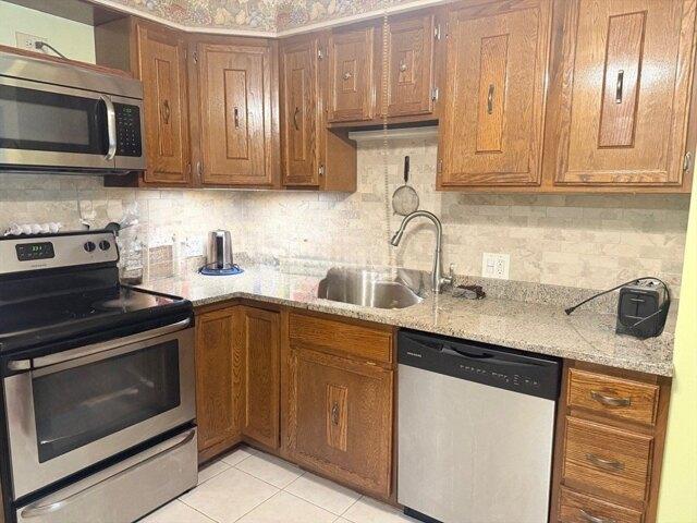 condo with 2 bedroom, Saugus MA ES103071813