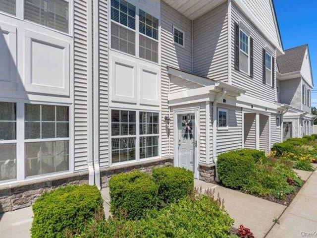 condo with 2 bedroom, Seaford NY ES104904630