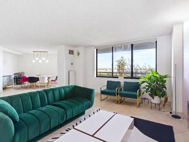 condo with 2 bedroom, Secaucus NJ DLS102476591