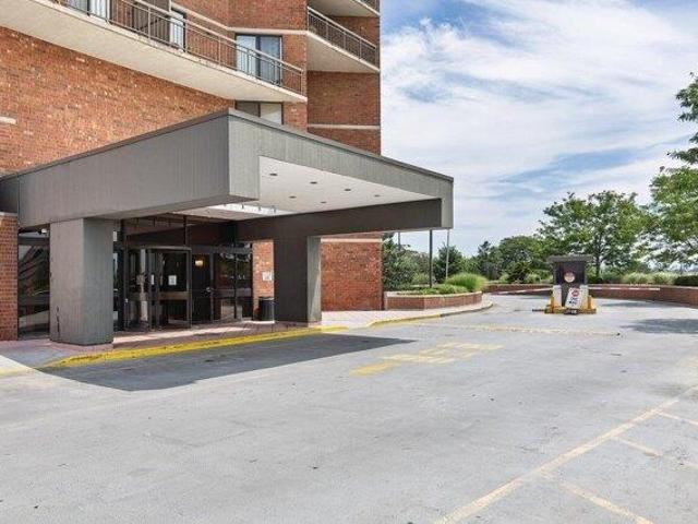 condo with 2 bedroom, Secaucus NJ DLS102279179