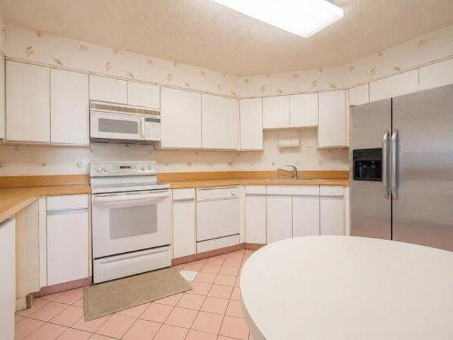 condo with 2 bedroom, Secaucus NJ ES104266380