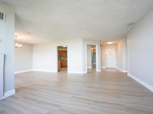 condo with 2 bedroom, Secaucus NJ ES104715957