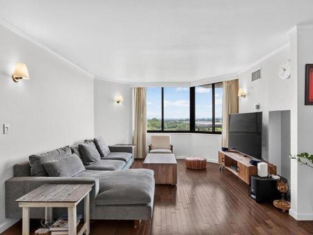 condo with 2 bedroom, Secaucus NJ ES104809905