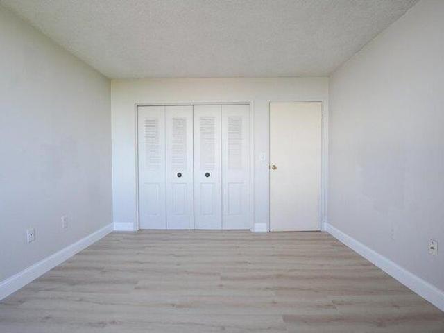 condo with 2 bedroom, Secaucus NJ ES105159269