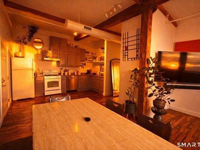 condo with 2 bedroom, Shelton CT DLS102477994