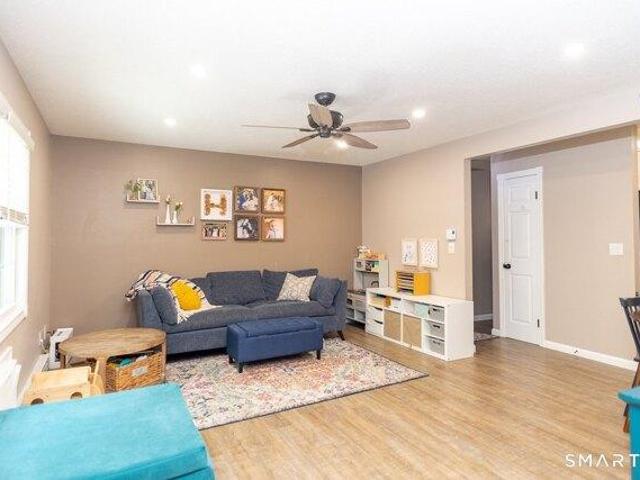 condo with 2 bedroom, Shelton CT DS104076497