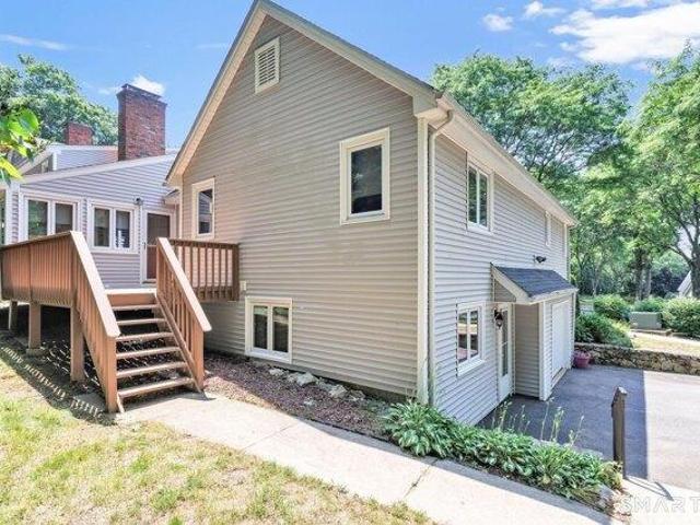condo with 2 bedroom, Shelton CT ES104807292