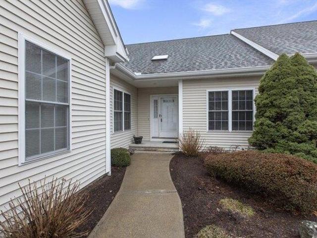 condo with 2 bedroom, Shrewsbury MA DLS101801955