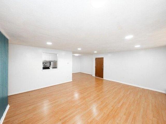 condo with 2 bedroom, Shrewsbury MA DS103098958