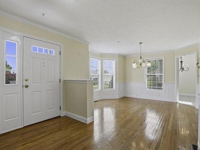 condo with 2 bedroom, Shrewsbury MA ES104851784