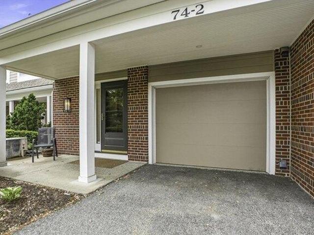 condo with 2 bedroom, Shrewsbury MA ES103968402