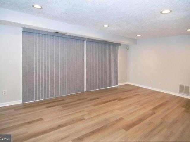 condo with 2 bedroom, Sicklerville NJ DS101780808