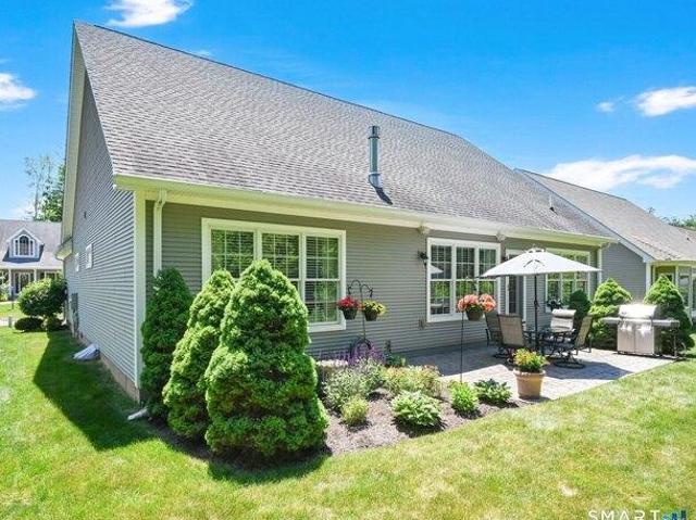 condo with 2 bedroom, Somers CT DS103967088