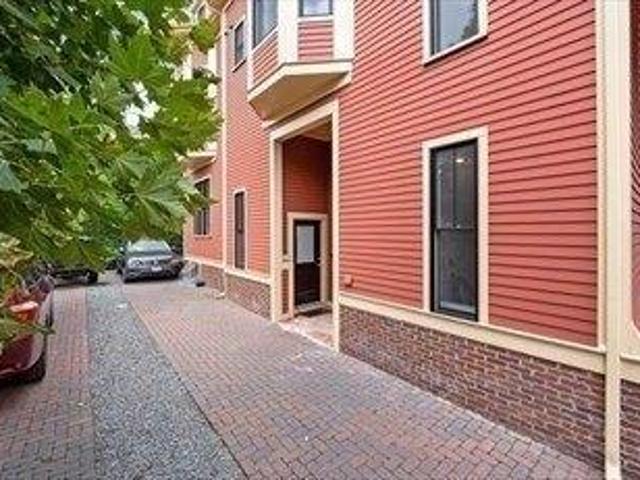 condo with 2 bedroom, Somerville MA DLS102345738