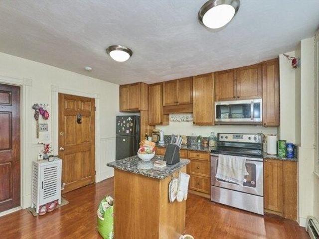 condo with 2 bedroom, Somerville MA DS104009359