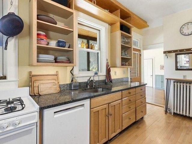 condo with 2 bedroom, Somerville MA DS104352813