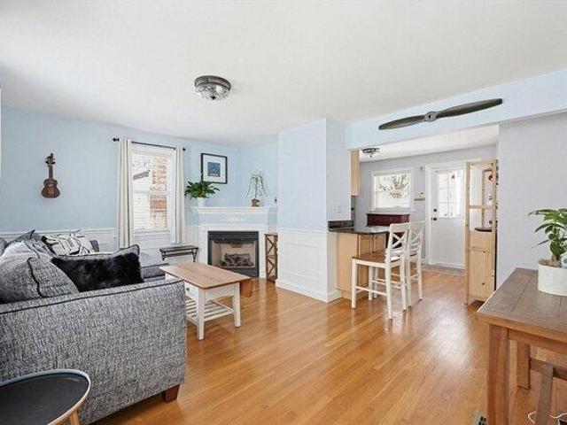 condo with 2 bedroom, Somerville MA ES104010438