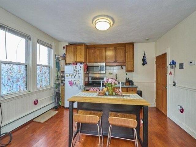 condo with 2 bedroom, Somerville MA ES104113400