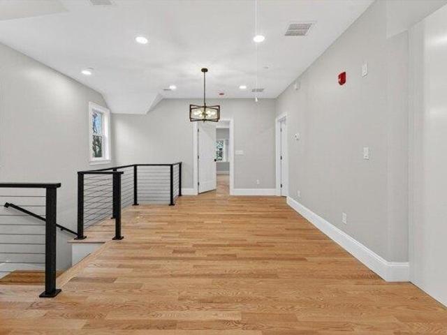 condo with 2 bedroom, Somerville MA ES104329306