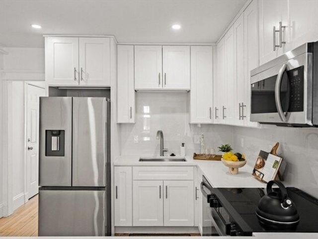 condo with 2 bedroom, Somerville MA ES105123814