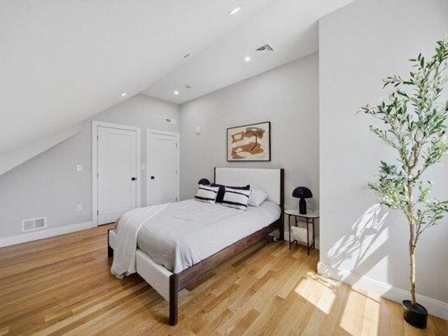 condo with 2 bedroom, Somerville MA ES103928628