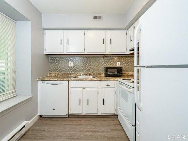 condo with 2 bedroom, South Windsor CT ES104719293