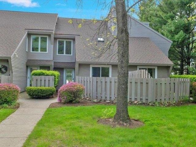 condo with 2 bedroom, South Burlington VT DLS103099180