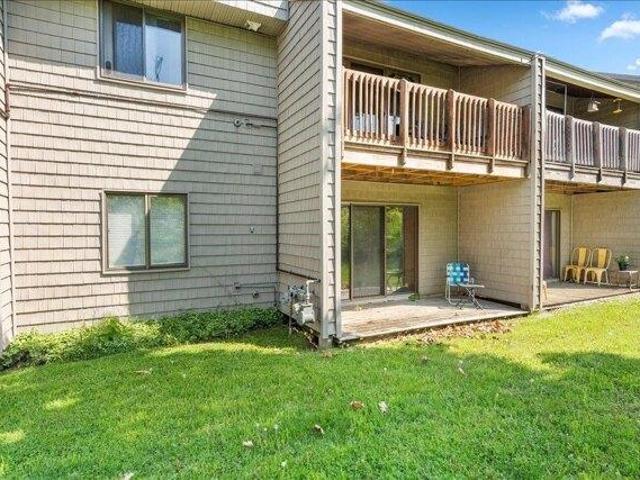 condo with 2 bedroom, South Burlington VT DS104112695