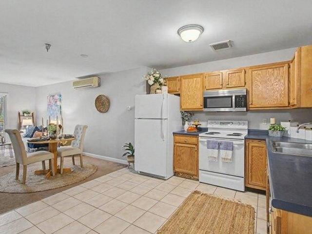 condo with 2 bedroom, South Burlington VT DS103435610