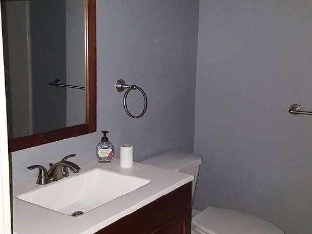 condo with 2 bedroom, South Burlington VT DS103431487