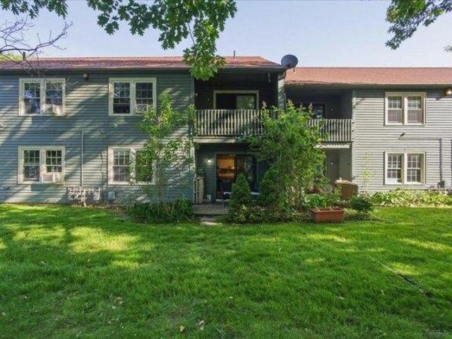 condo with 2 bedroom, South Burlington VT DS103884991
