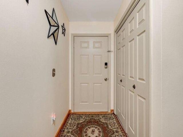 condo with 2 bedroom, South Burlington VT ES104328681