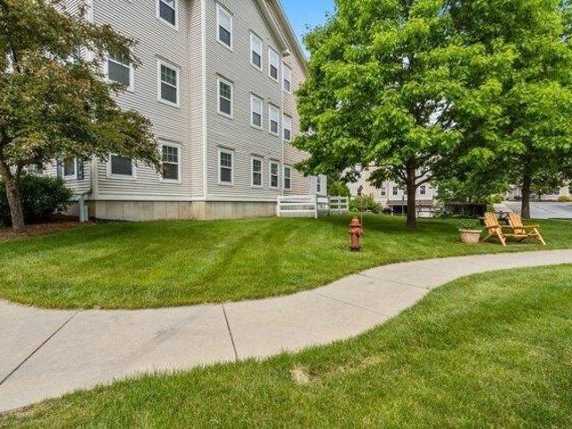 condo with 2 bedroom, South Burlington VT ES104330072