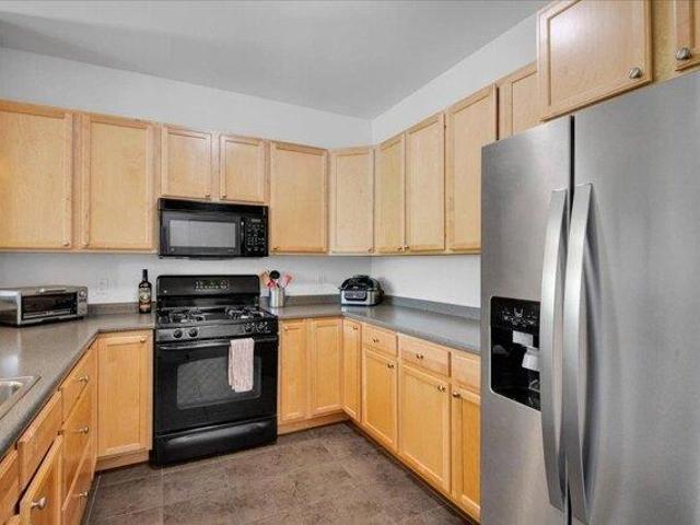 condo with 2 bedroom, South Burlington VT ES104332244