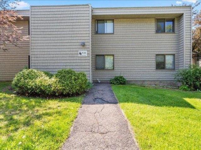 condo with 2 bedroom, South Burlington VT ES104480742