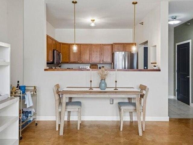 condo with 2 bedroom, South Burlington VT ES104869877