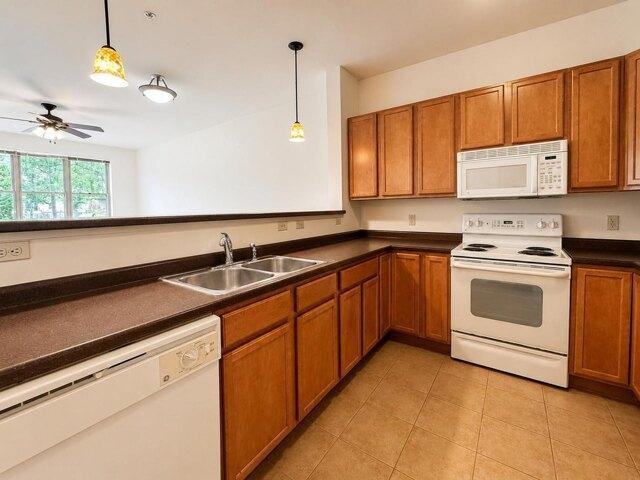 condo with 2 bedroom, South Burlington VT ES103969510