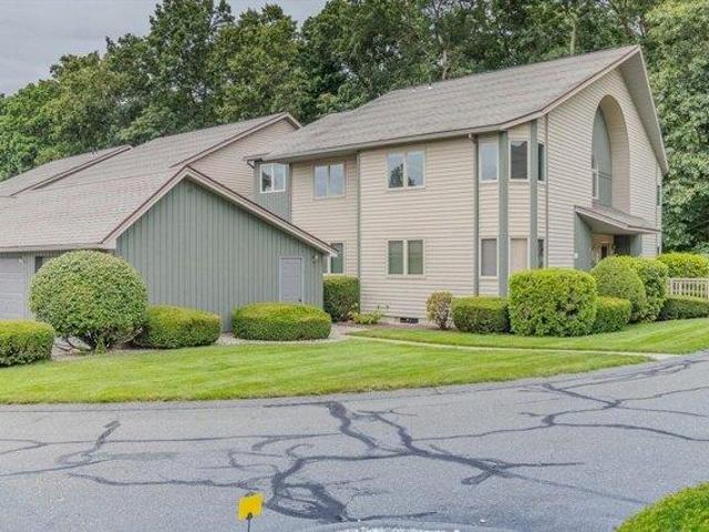 condo with 2 bedroom, South Hadley MA DLS102593252