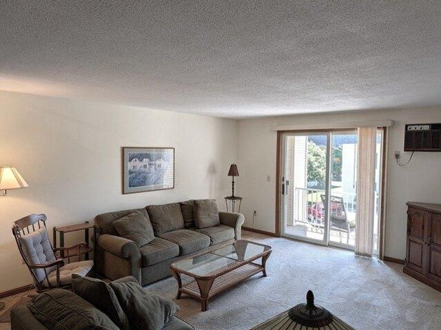 condo with 2 bedroom, South Hadley MA DS104266338
