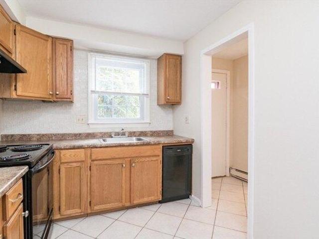 condo with 2 bedroom, South Hadley MA ES102828233