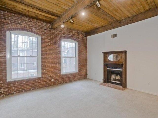 condo with 2 bedroom, South Hadley MA ES103221970