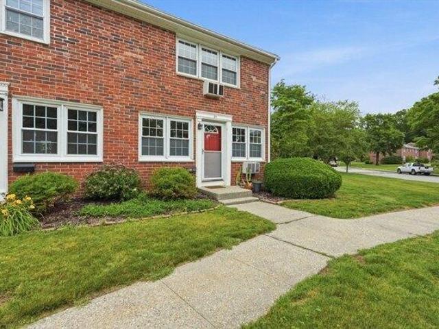 condo with 2 bedroom, South Hadley MA ES104236521