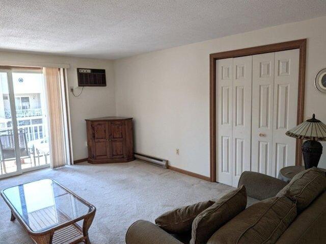 condo with 2 bedroom, South Hadley MA ES105140526