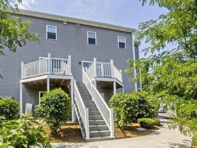 condo with 2 bedroom, South Hadley MA ES105144908
