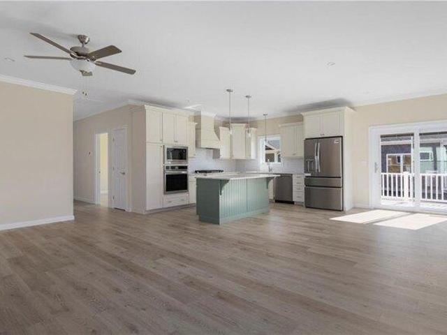 condo with 2 bedroom, South Kingstown RI ES105156121