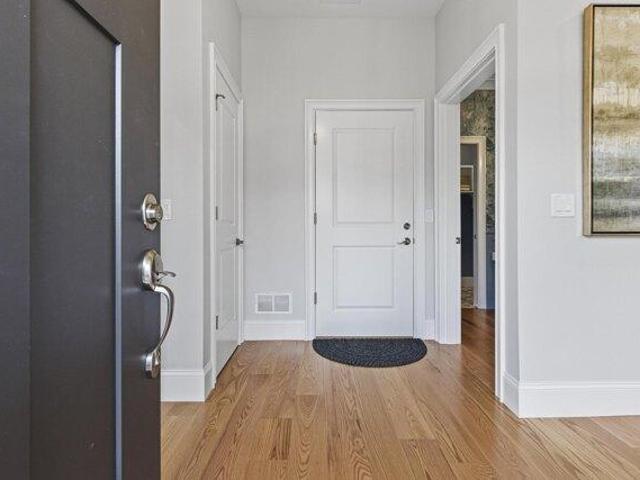 condo with 2 bedroom, South Portland ME DS103887503
